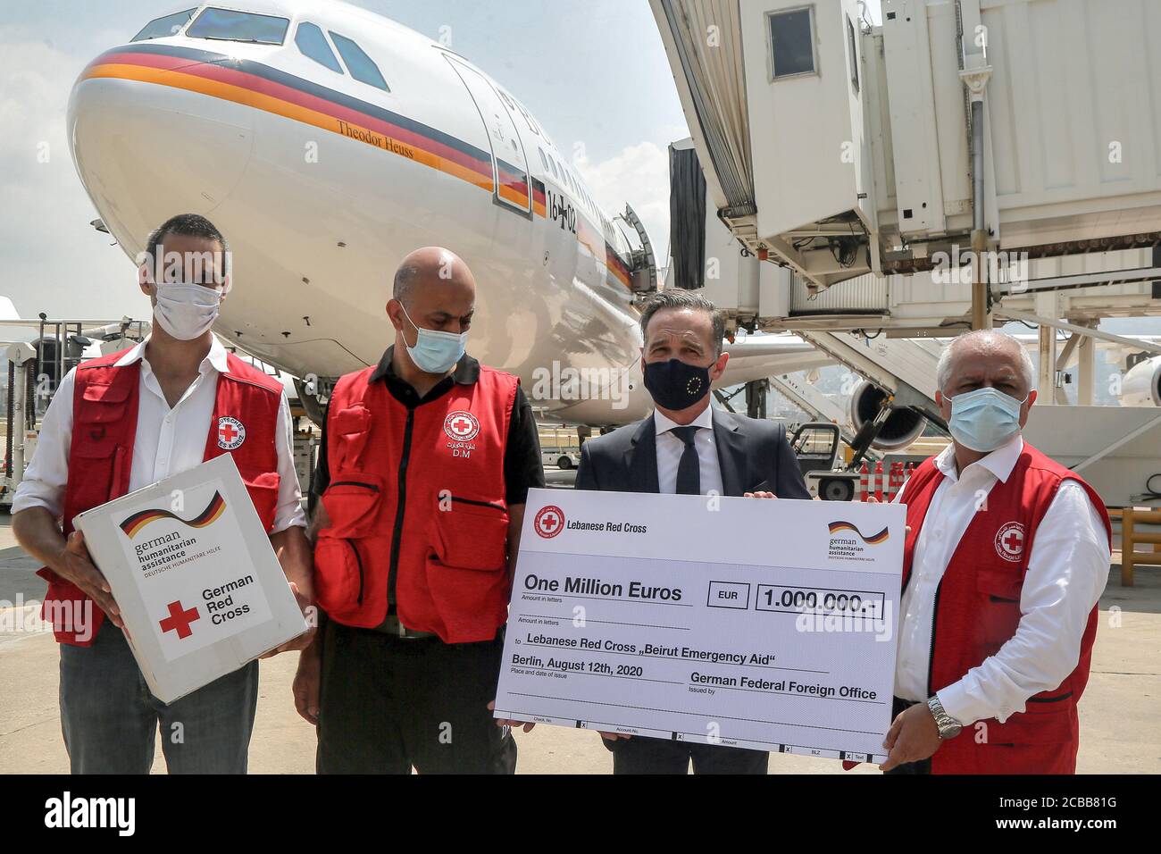 A cheque 20 million hi-res stock photography and images - Alamy