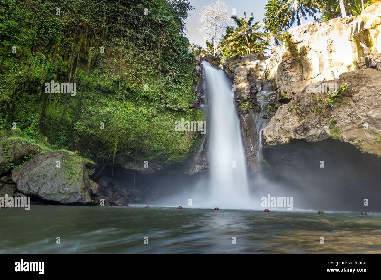 Tegenungan Waterfall, Ubud, Bali, Indonesia Stock Photo - Alamy