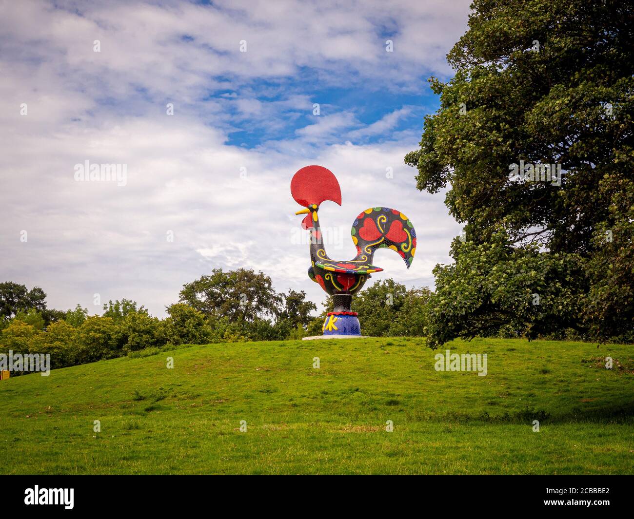 Yorkshire sculpture park pop rooster hi-res stock photography and ...