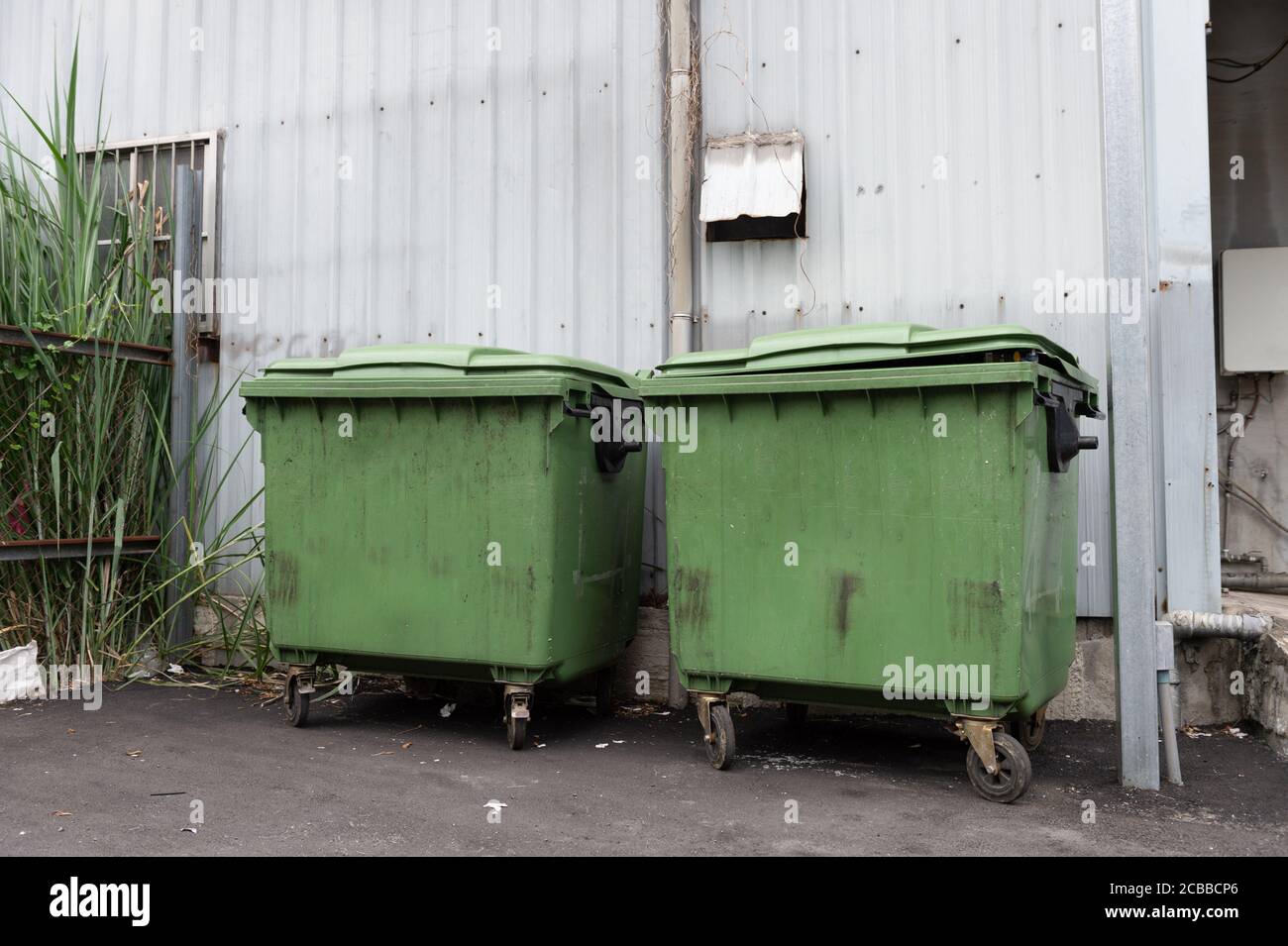 city trash cans Stock Photo - Alamy