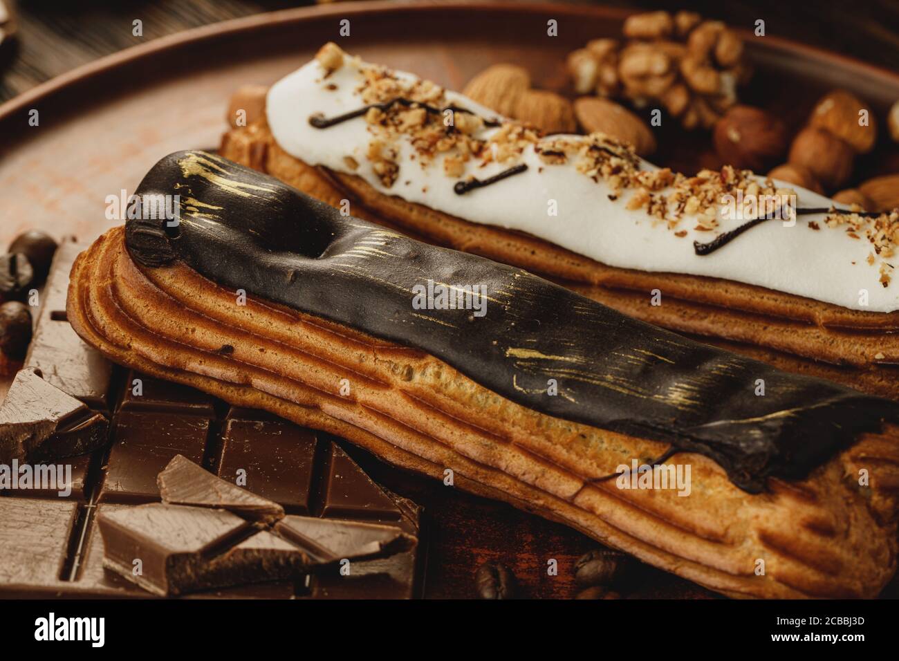 Glazed eclairs hi-res stock photography and images - Alamy