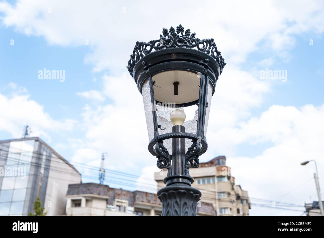 Broken street light hi-res stock photography and images - Alamy