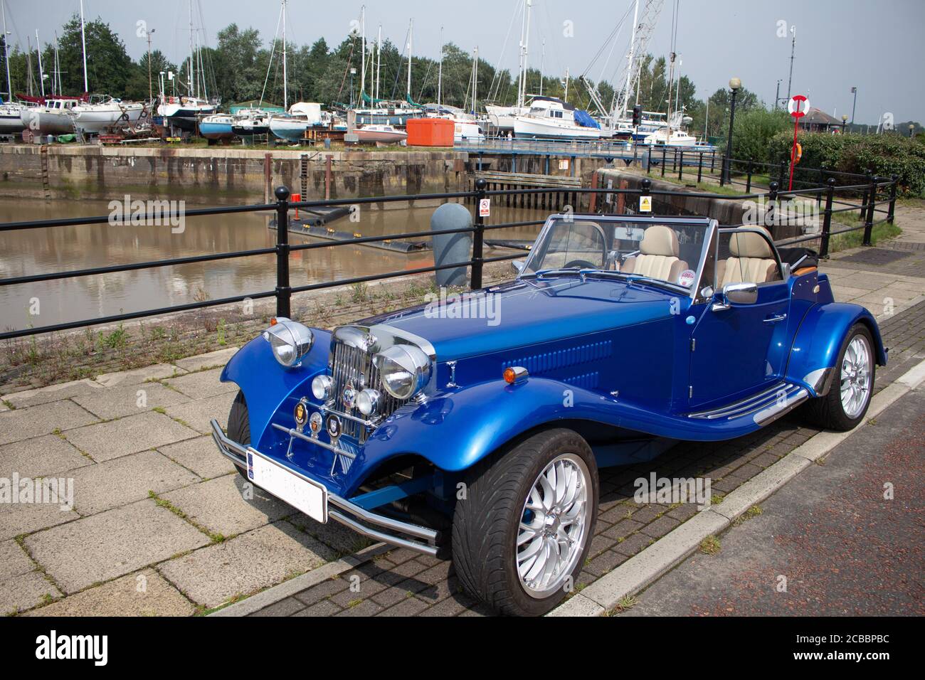 Jba falcon sr hi-res stock photography and images - Alamy