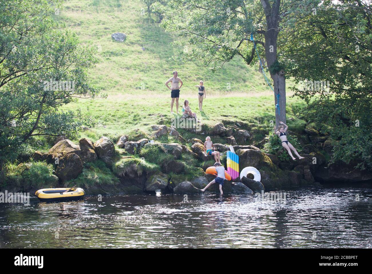 River Wharfe Swimming High Resolution Stock Photography and Images - Alamy