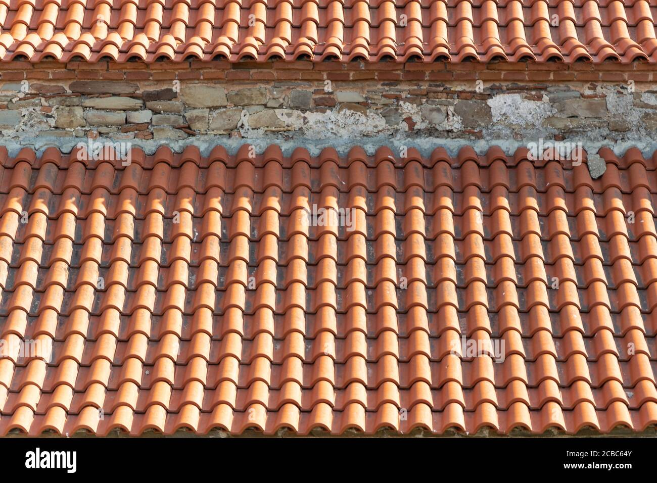 Terra cotta tile background hi-res stock photography and images - Alamy