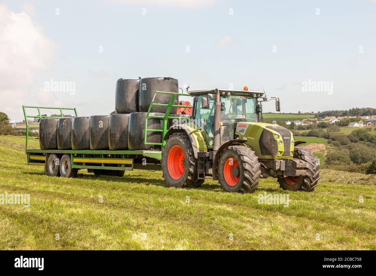 Marshall silage trailer hi-res stock photography and images - Alamy