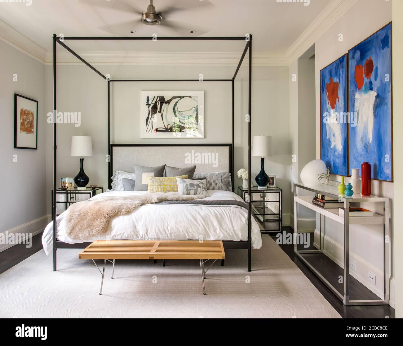 Master bedroom modern neutral hi-res stock photography and images - Alamy