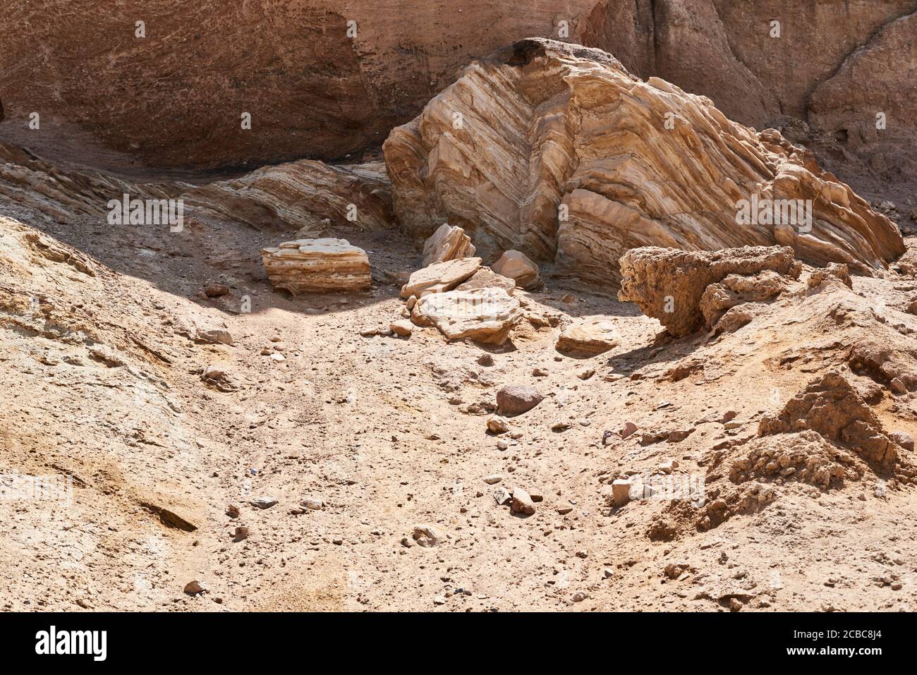 Land layers underground soil rock hi-res stock photography and images ...