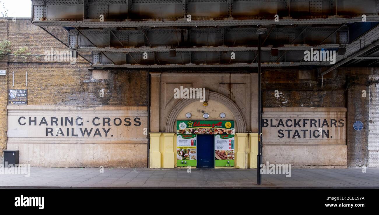 Blackfriars station hi-res stock photography and images - Alamy