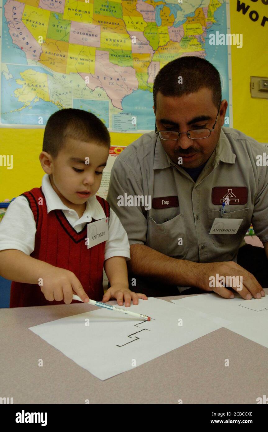 San Antonio Texas USA: Working-class father and pre-kindergarten son ...