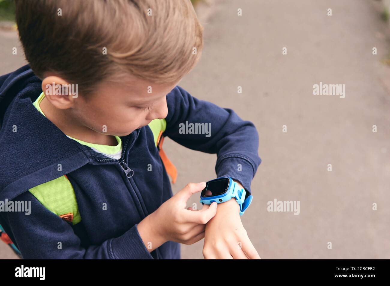 Wearable kids baby smart watch calls mom and location tracking with ...