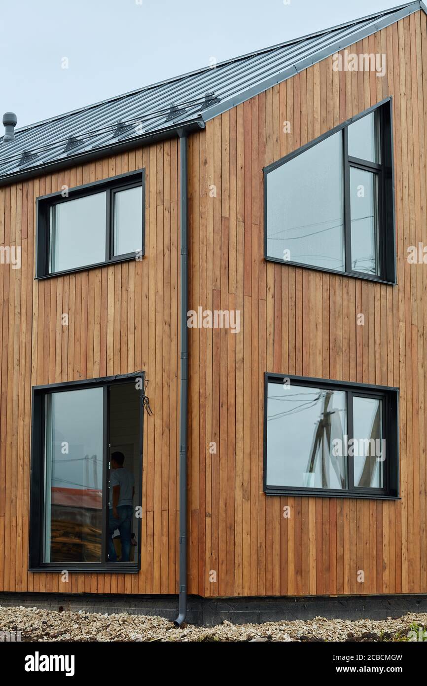 Two storey bay window hi-res stock photography and images - Alamy