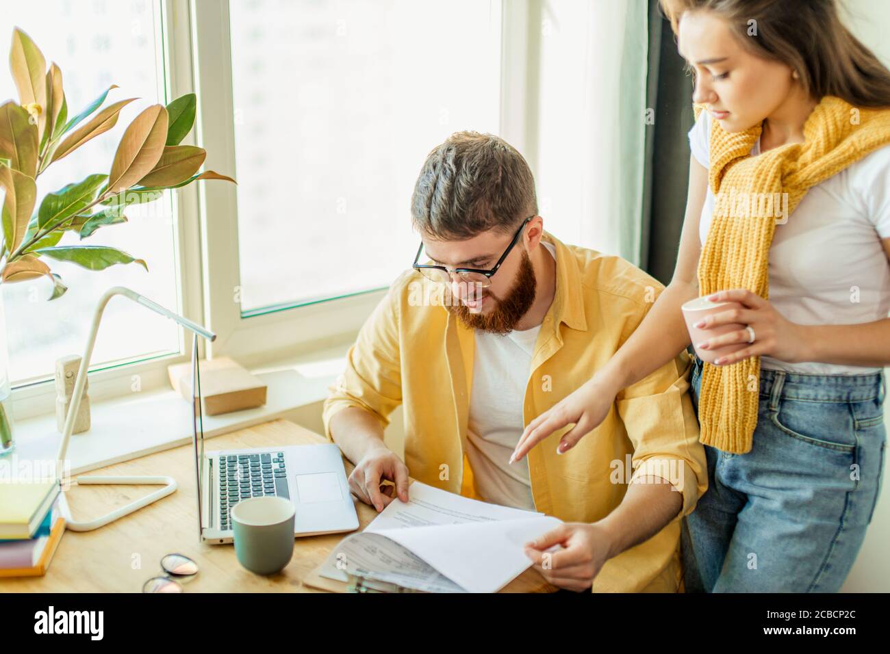 Sorting documents hi-res stock photography and images - Alamy