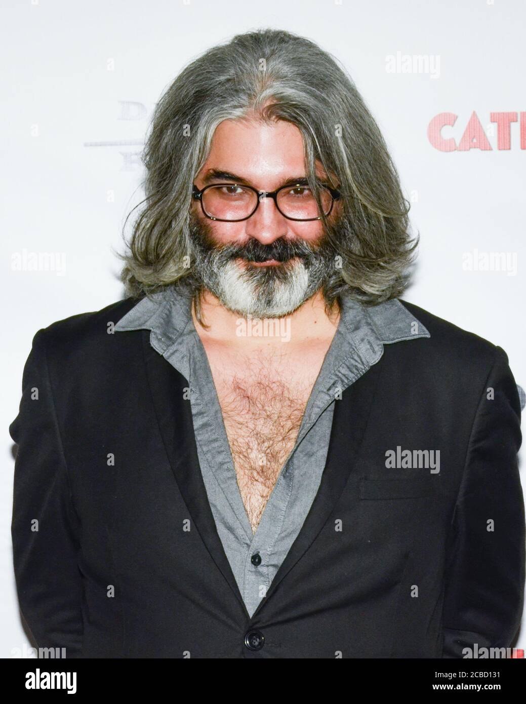 Catfight premiere hi-res stock photography and images - Alamy