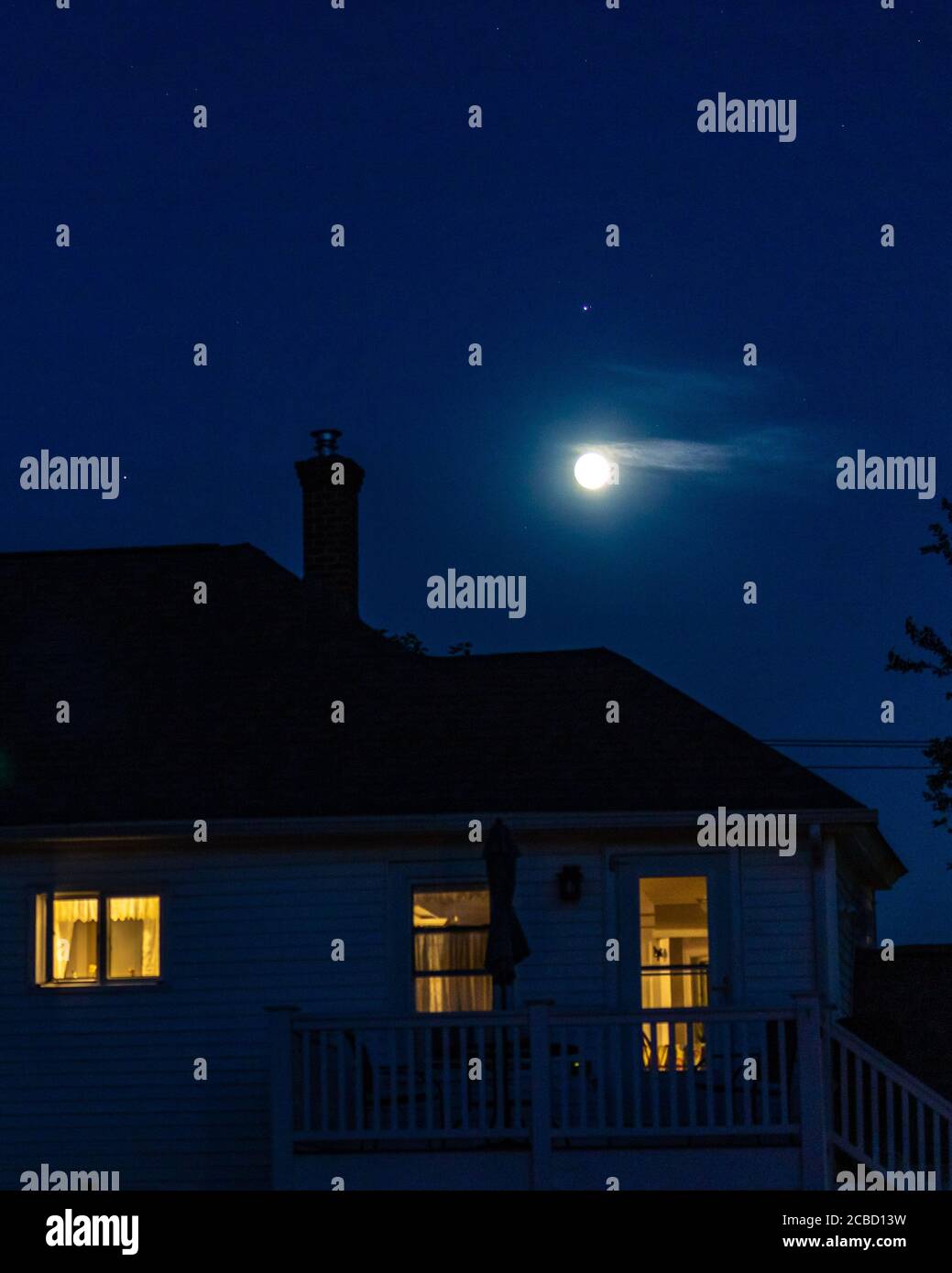 Sky above house hi-res stock photography and images - Alamy