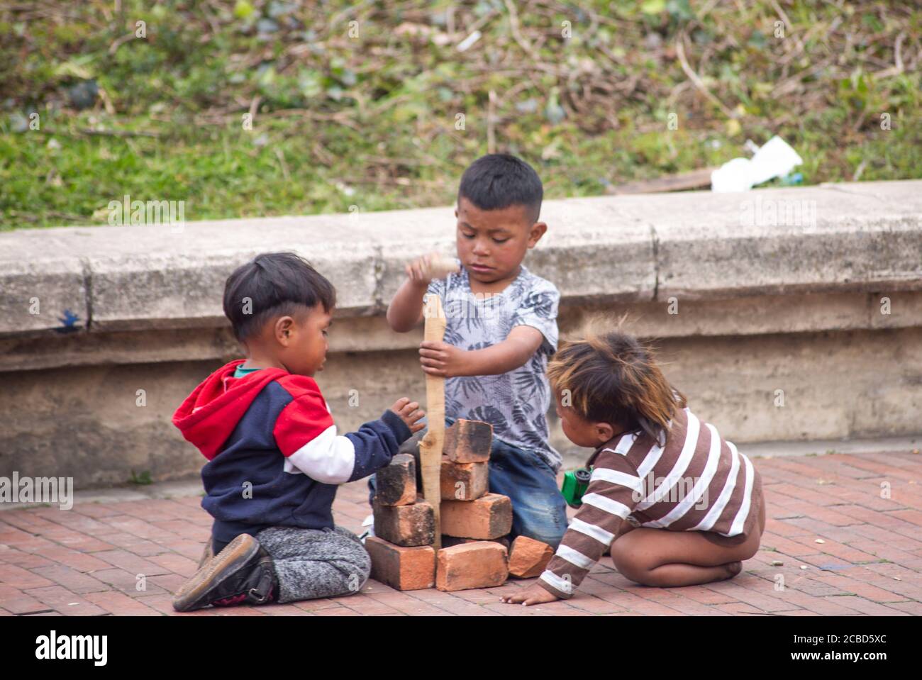 Indigenous embera children hi-res stock photography and images - Alamy