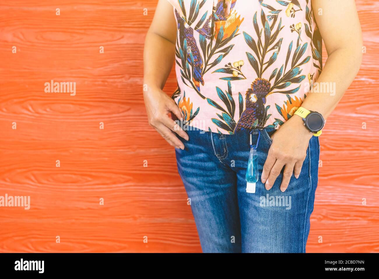 Mini portable alcohol gel bottle to kill Corona Virus(Covid-19) hanging ...