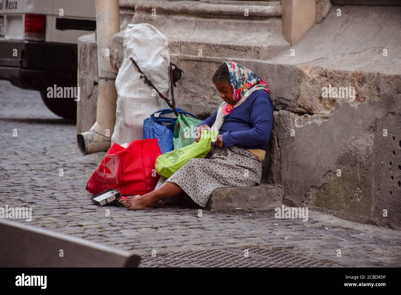 Romania poverty city hi-res stock photography and images - Alamy