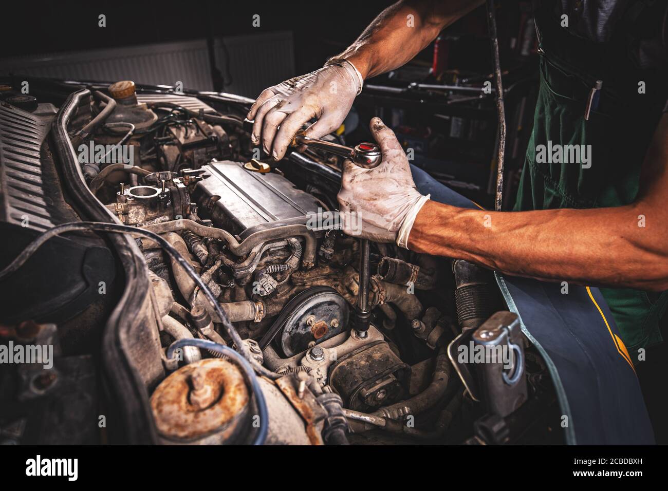 Machine inspection with hands hi-res stock photography and images - Alamy