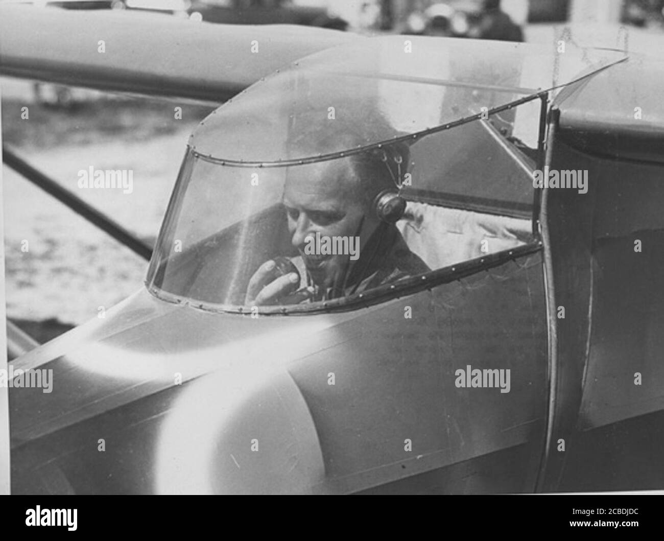 Frank hawks hi-res stock photography and images - Alamy