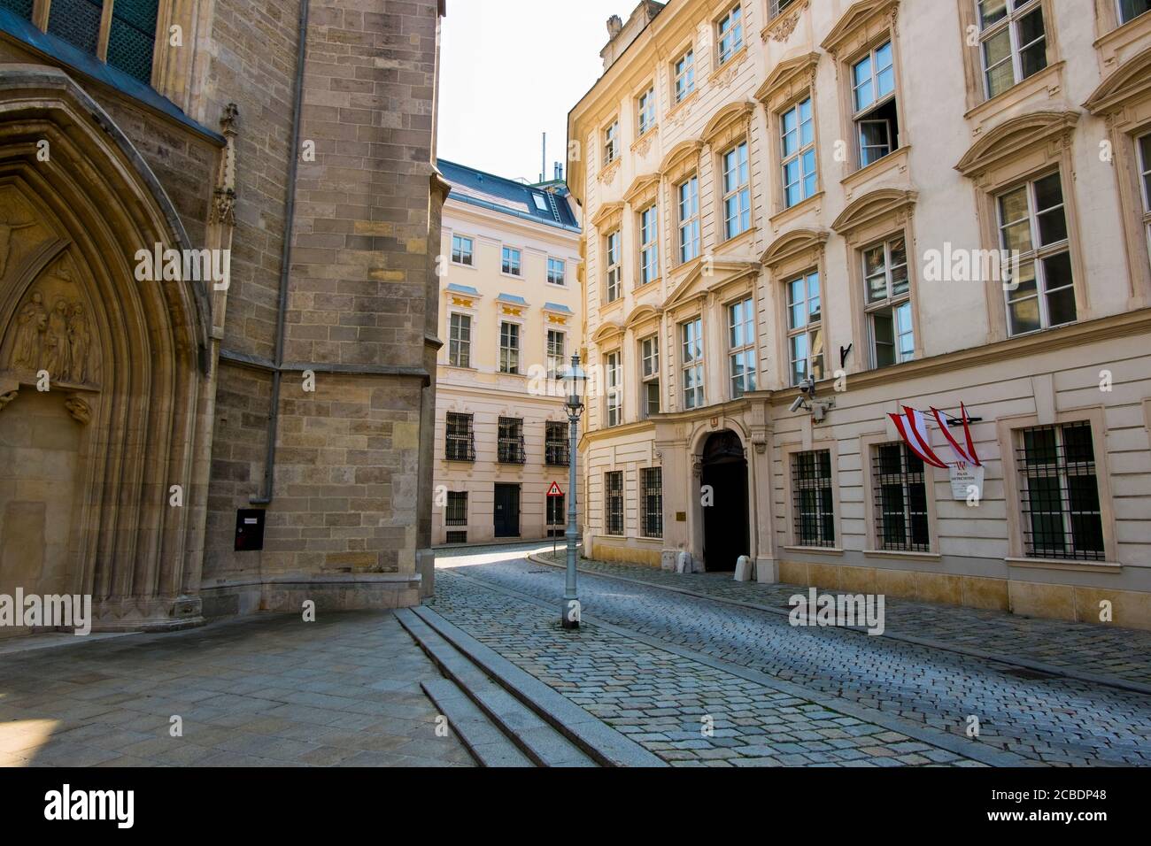 Baroque architecture in vienna hi-res stock photography and images - Alamy