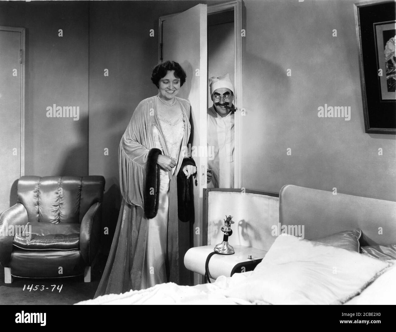 MARGARET DUMONT and GROUCHO MARX in DUCK SOUP 1933 director LEO McCAREY ...