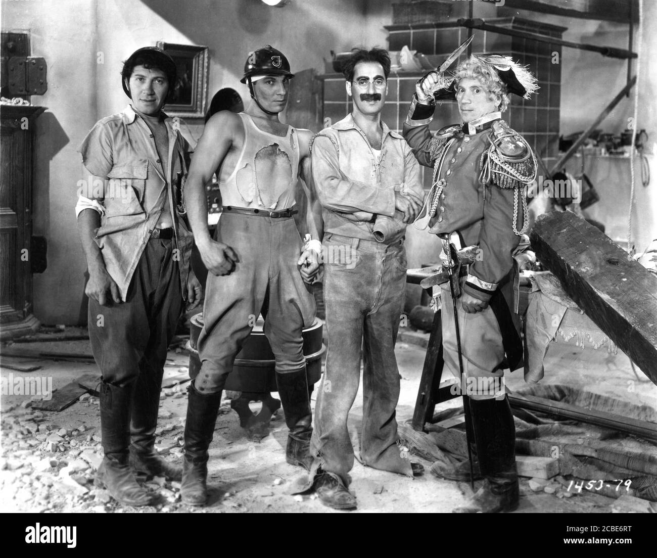 THE FOUR MARX BROTHERS CHICO ZEPPO GROUCHO and HARPO in DUCK SOUP 1933 ...