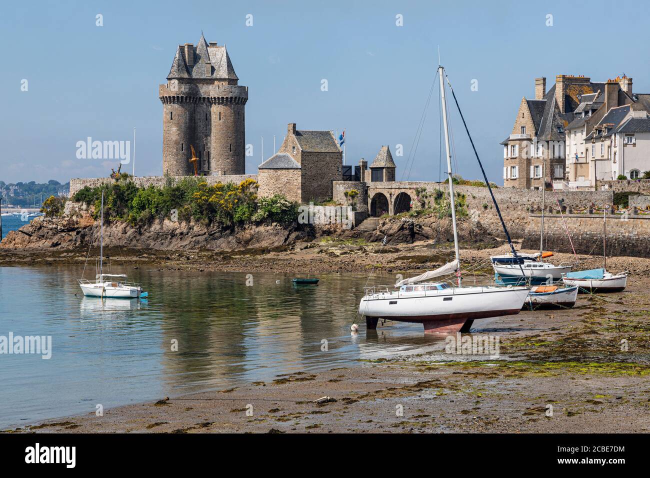 St malo moorings hi-res stock photography and images - Alamy