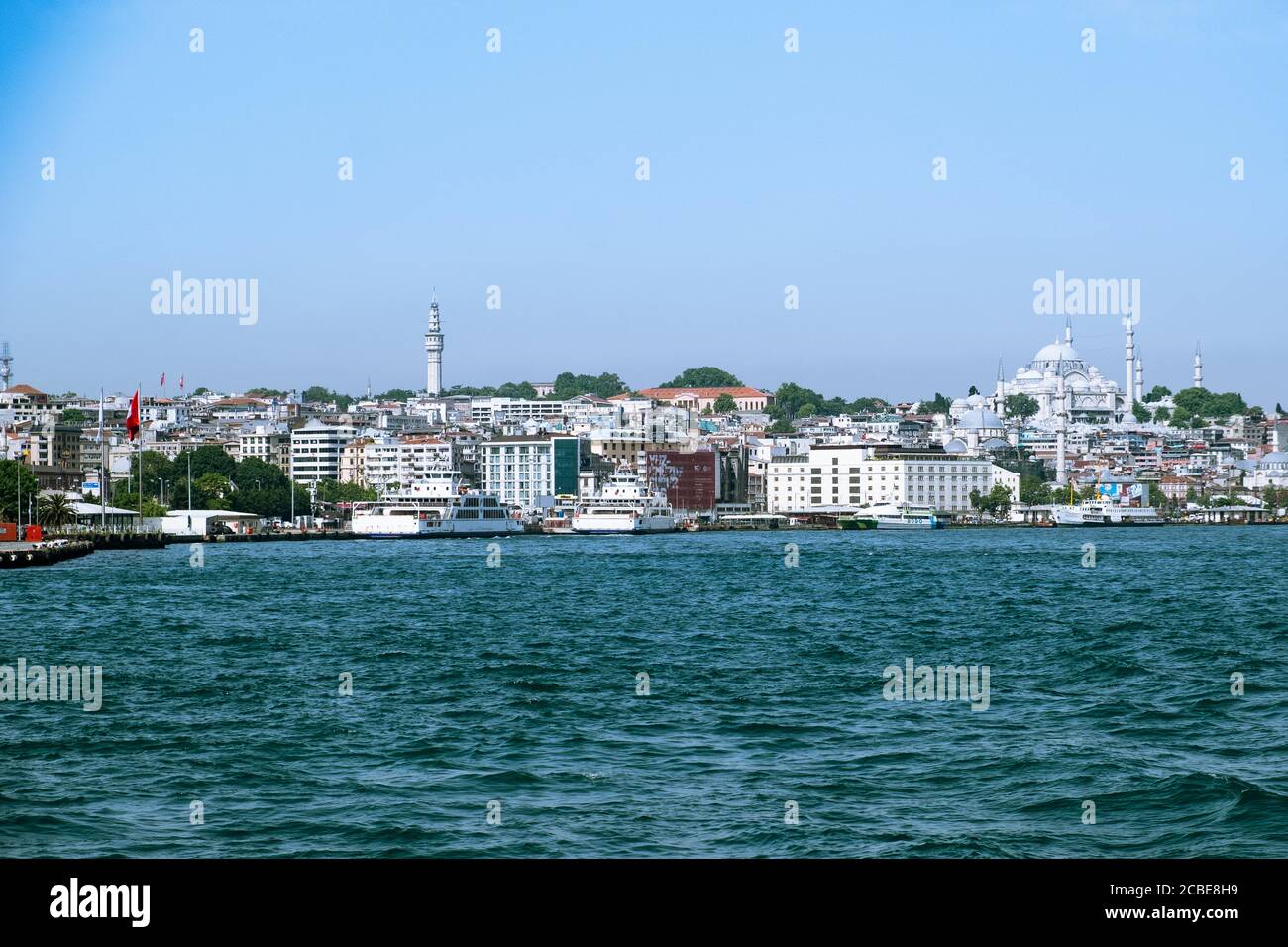 Istanbul Skyline Boats High Resolution Stock Photography and Images - Alamy