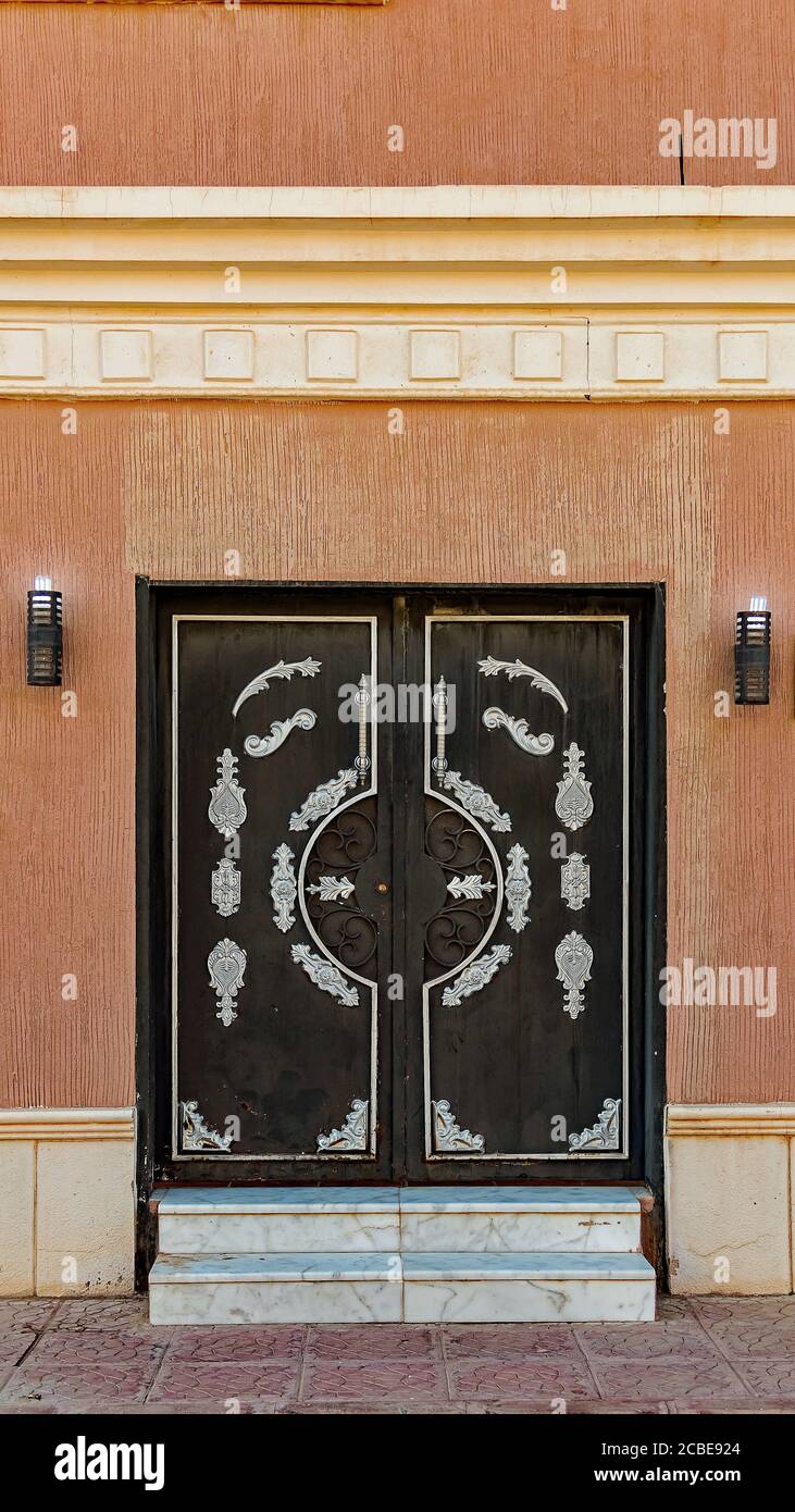 Saudi Arabian doors Stock Photo - Alamy