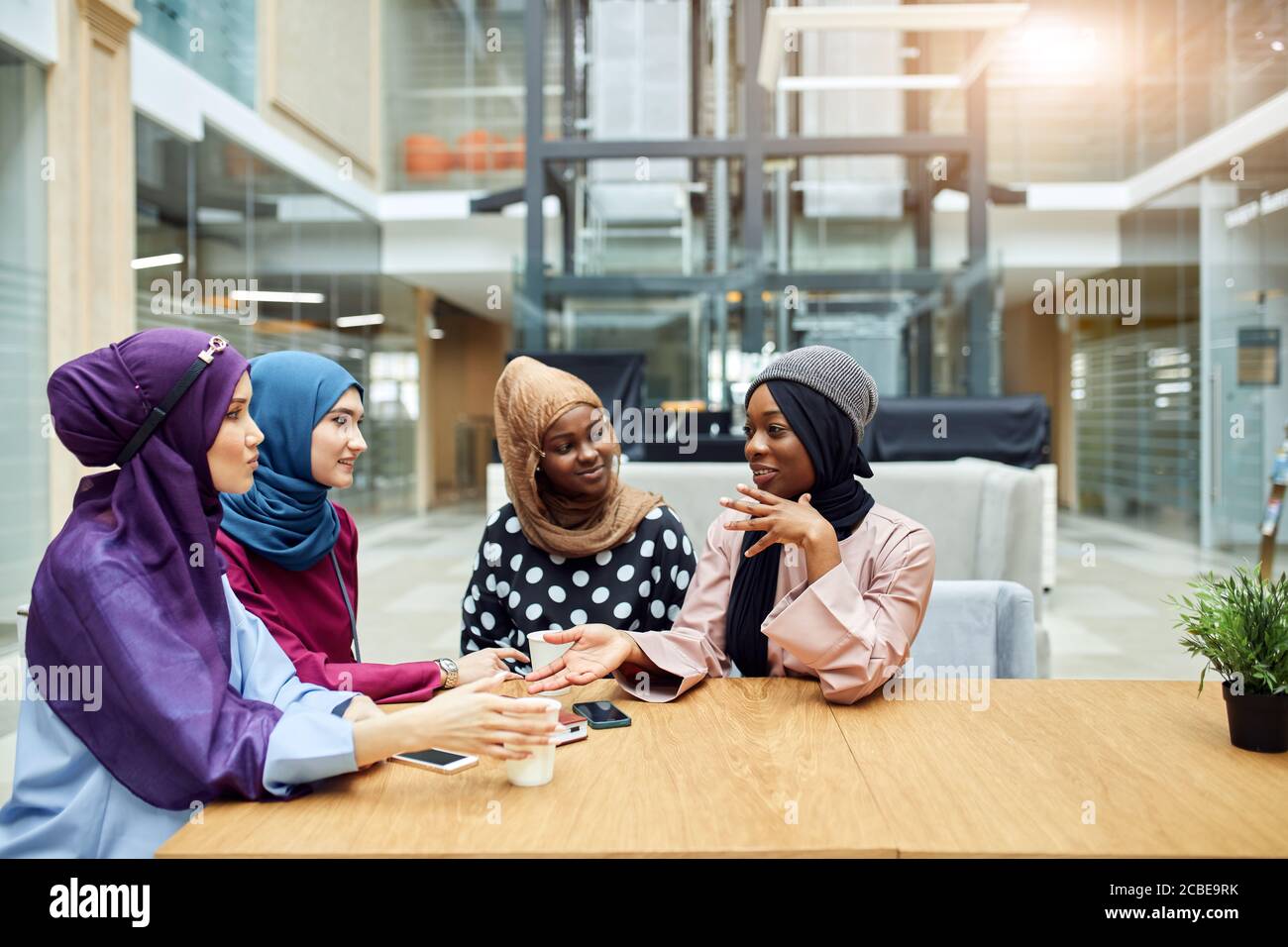 Arabic girl reading hi-res stock photography and images - Alamy