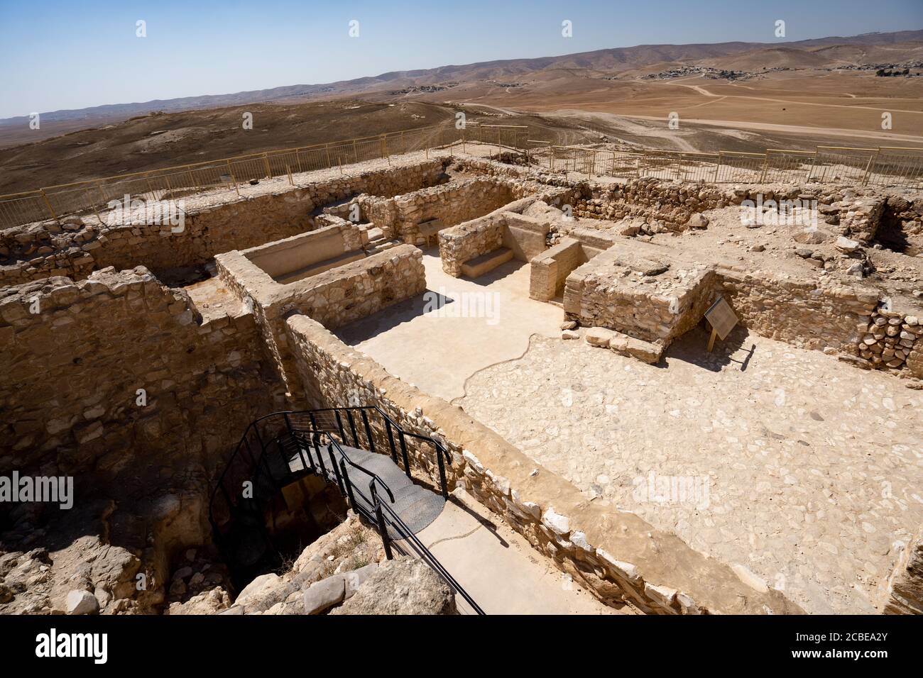 Arad temple hi-res stock photography and images - Alamy