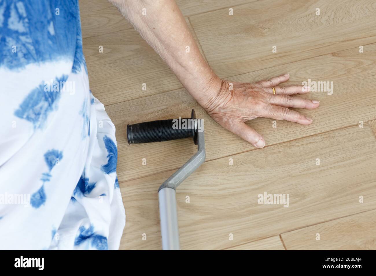 Elderly woman falling down at home ,hearth attack Stock Photo - Alamy