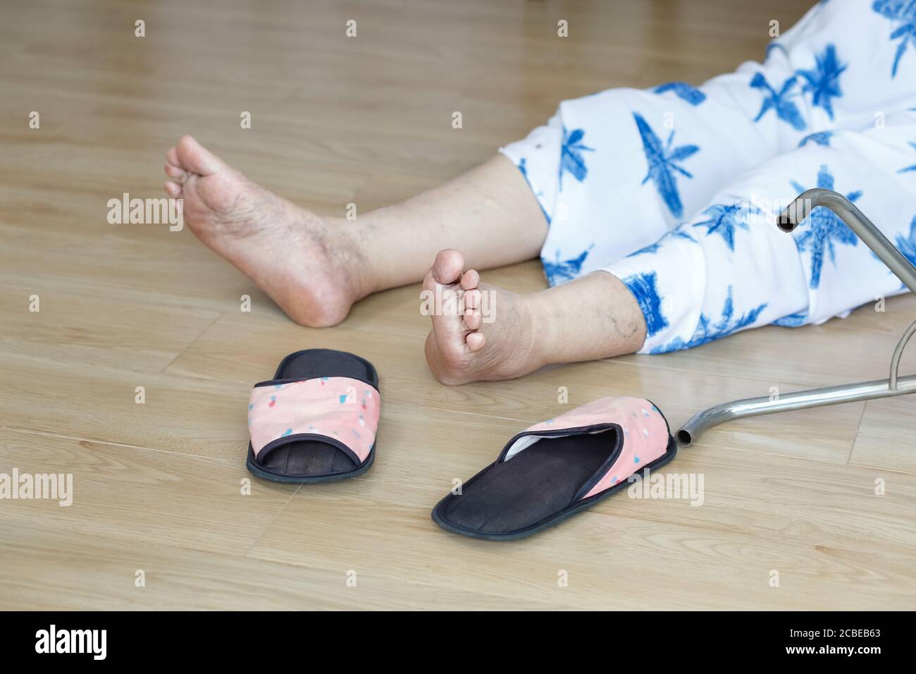 Asian patient road ems hi-res stock photography and images - Alamy