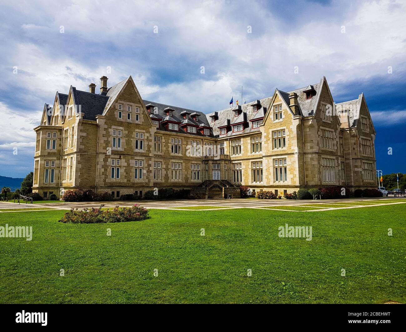 Magdalena palace park hi-res stock photography and images - Alamy