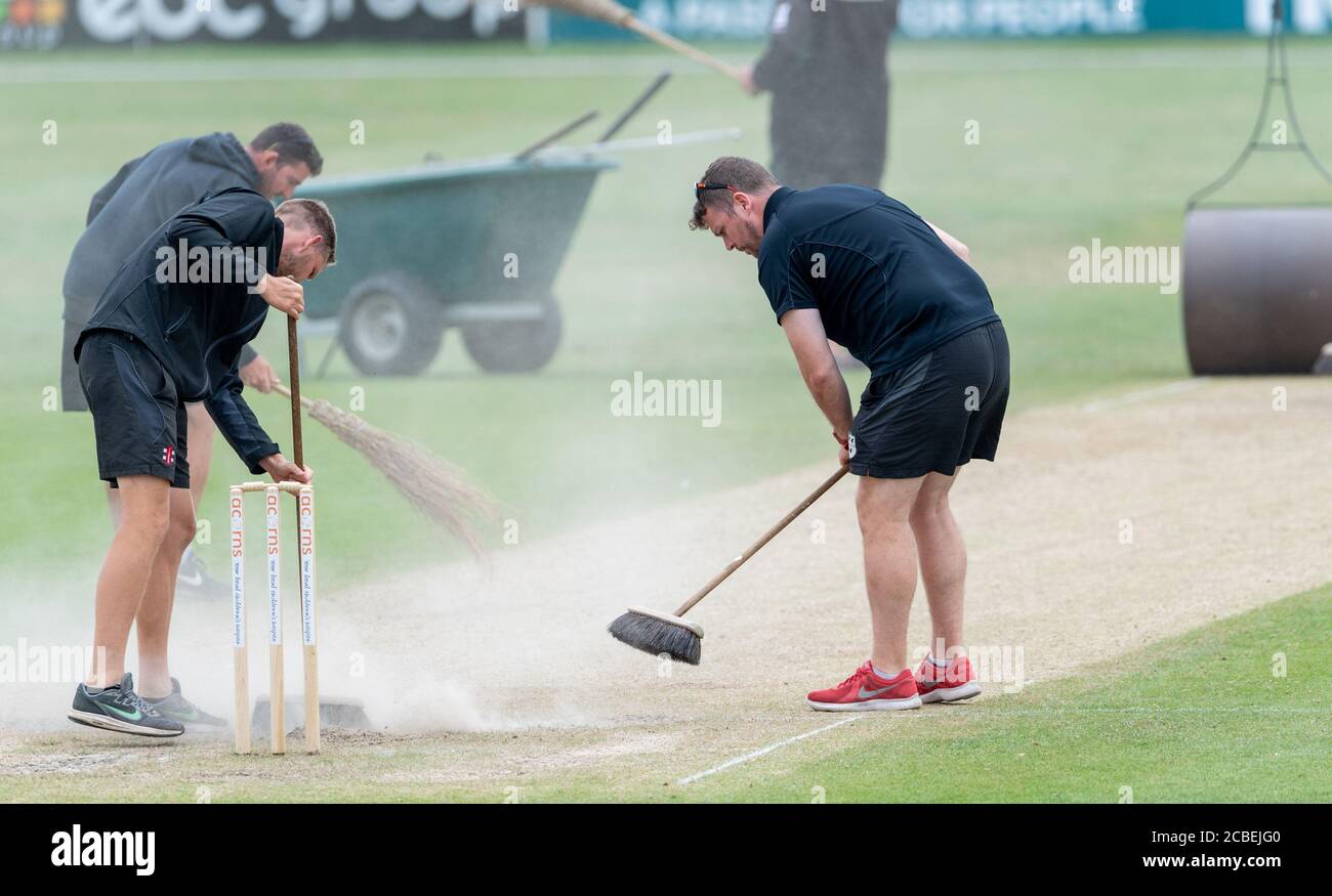 Cricket worcestershire cricket ground new road hi-res stock photography ...