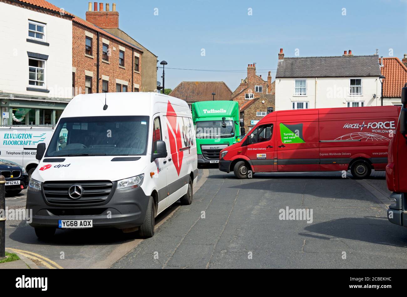 Uk couriers hi-res stock photography and images - Alamy