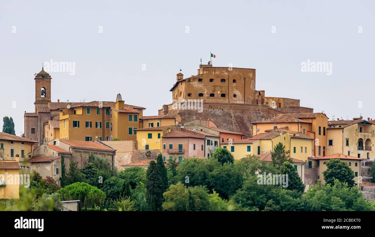 Lari hi-res stock photography and images - Alamy