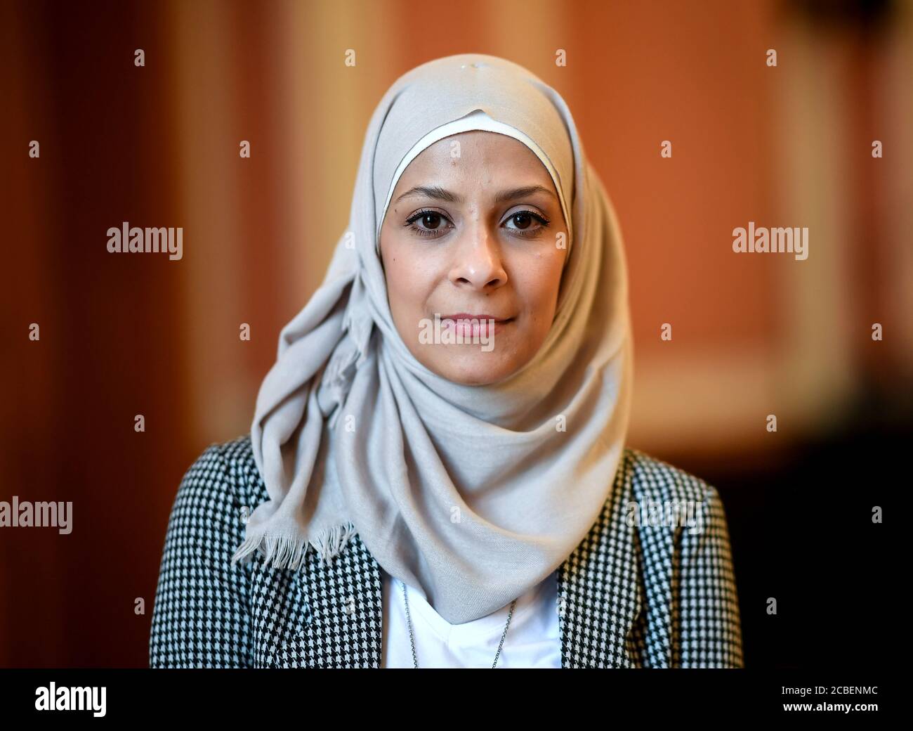 Faiza hi-res stock photography and images - Alamy