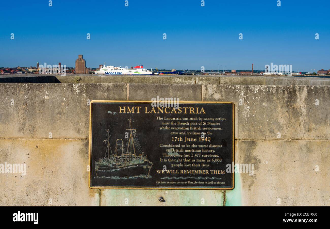 Maritime disaster history hi-res stock photography and images - Alamy
