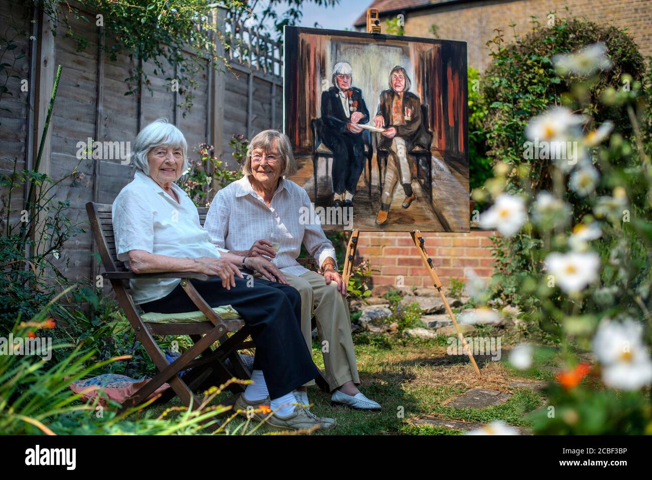 Patricia Davie and Jean Argles (L-R), the last living sisters to have ...