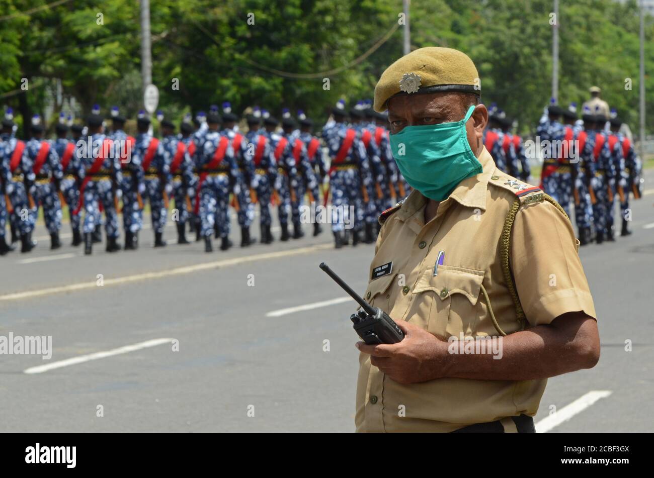 Kolkata police march past hi-res stock photography and images - Alamy