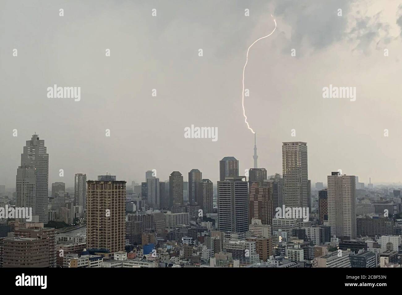 Lightning strikes Tokyo Skytree broadcasting tower on Aug. 13, 2020 ...