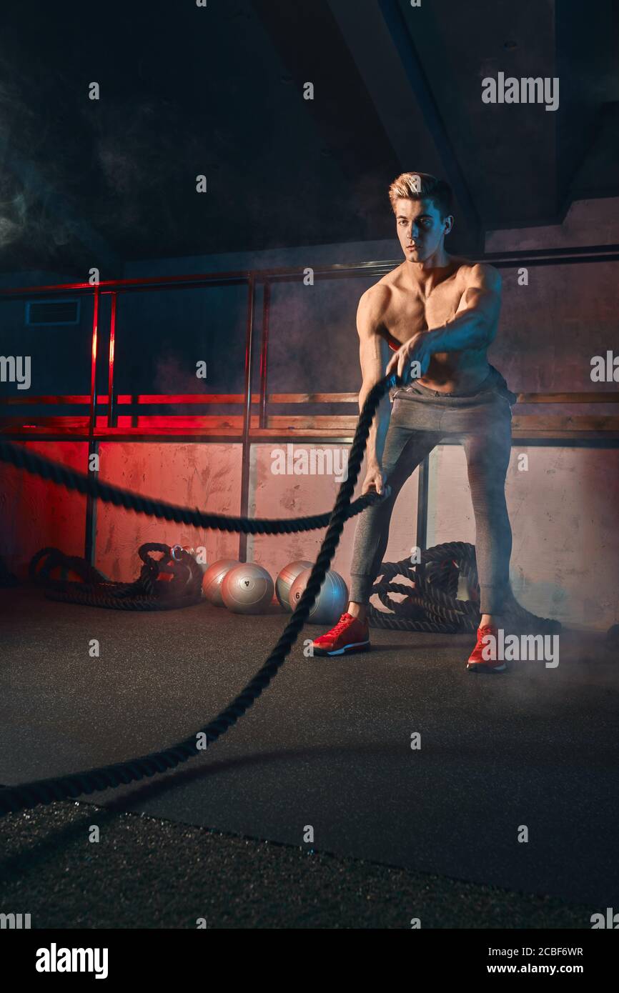 Fat Burning Battle Ropes Workout is a sure fire way to strip the last ...