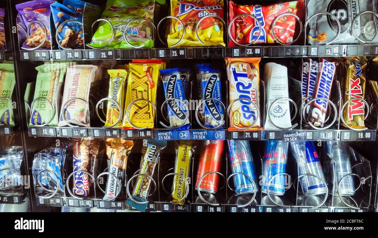 Vitamin water vending machine hi-res stock photography and images - Alamy