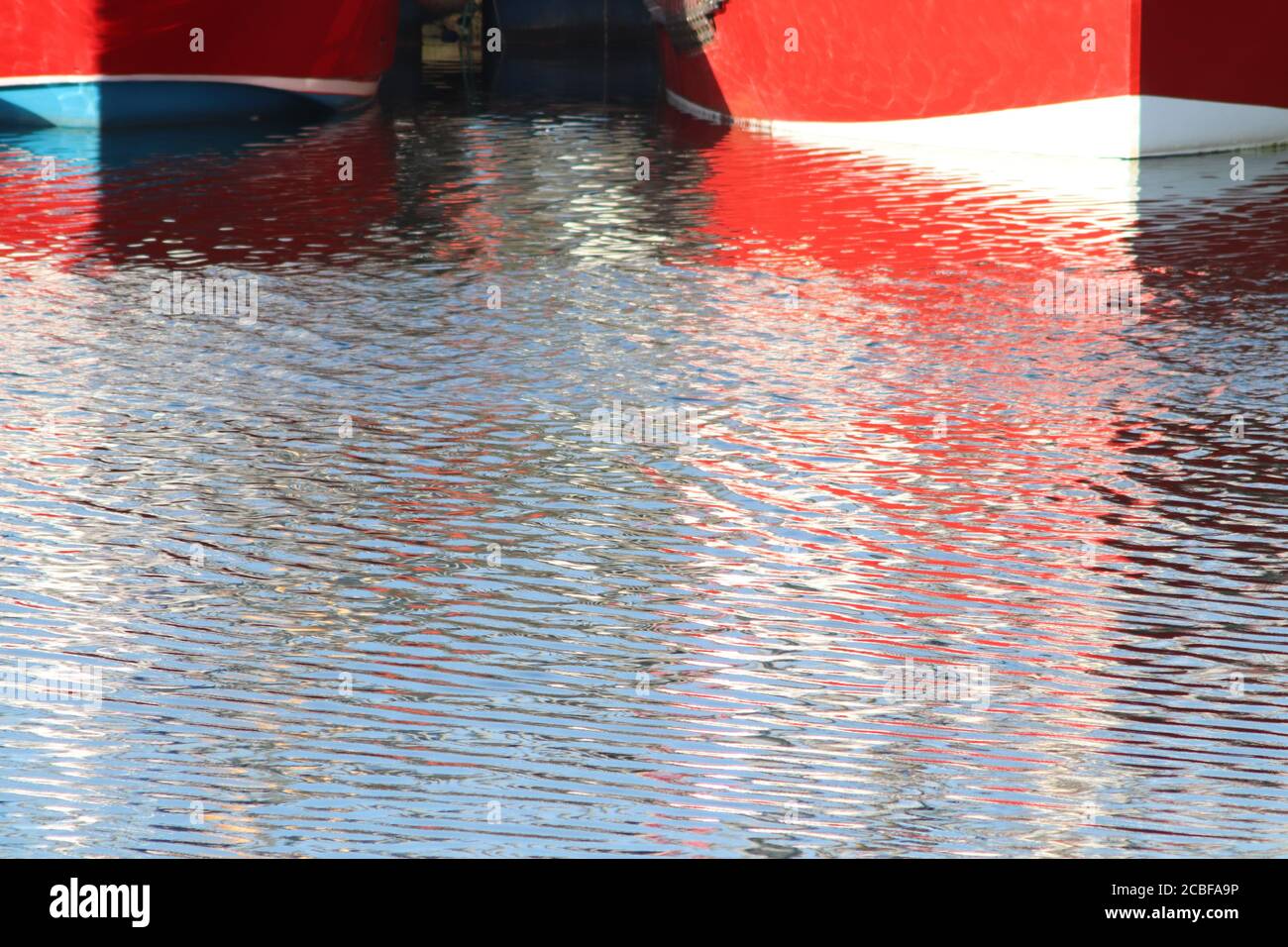 Boat hulls front hi-res stock photography and images - Alamy