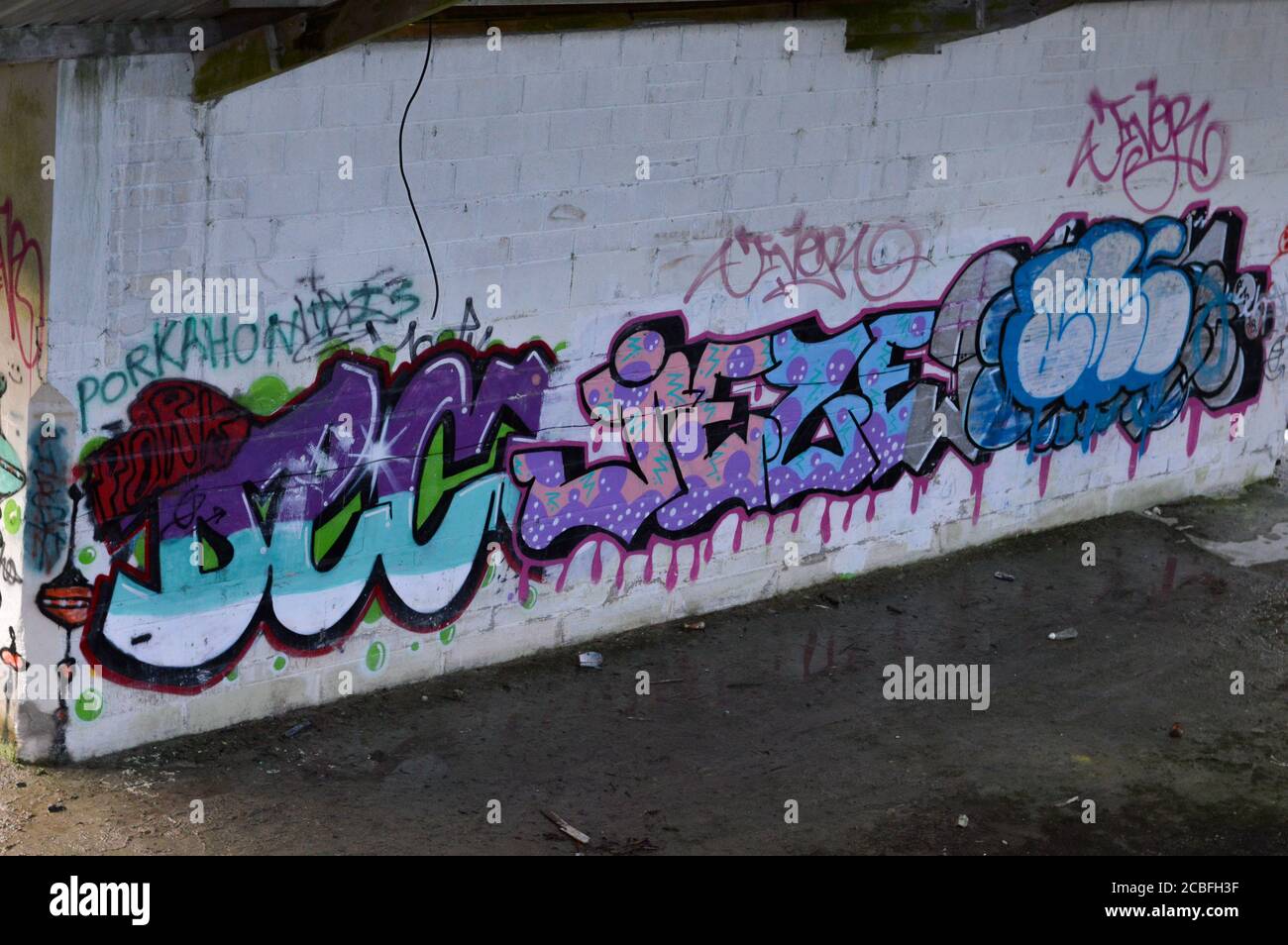 Ugly graffiti art hi-res stock photography and images - Alamy