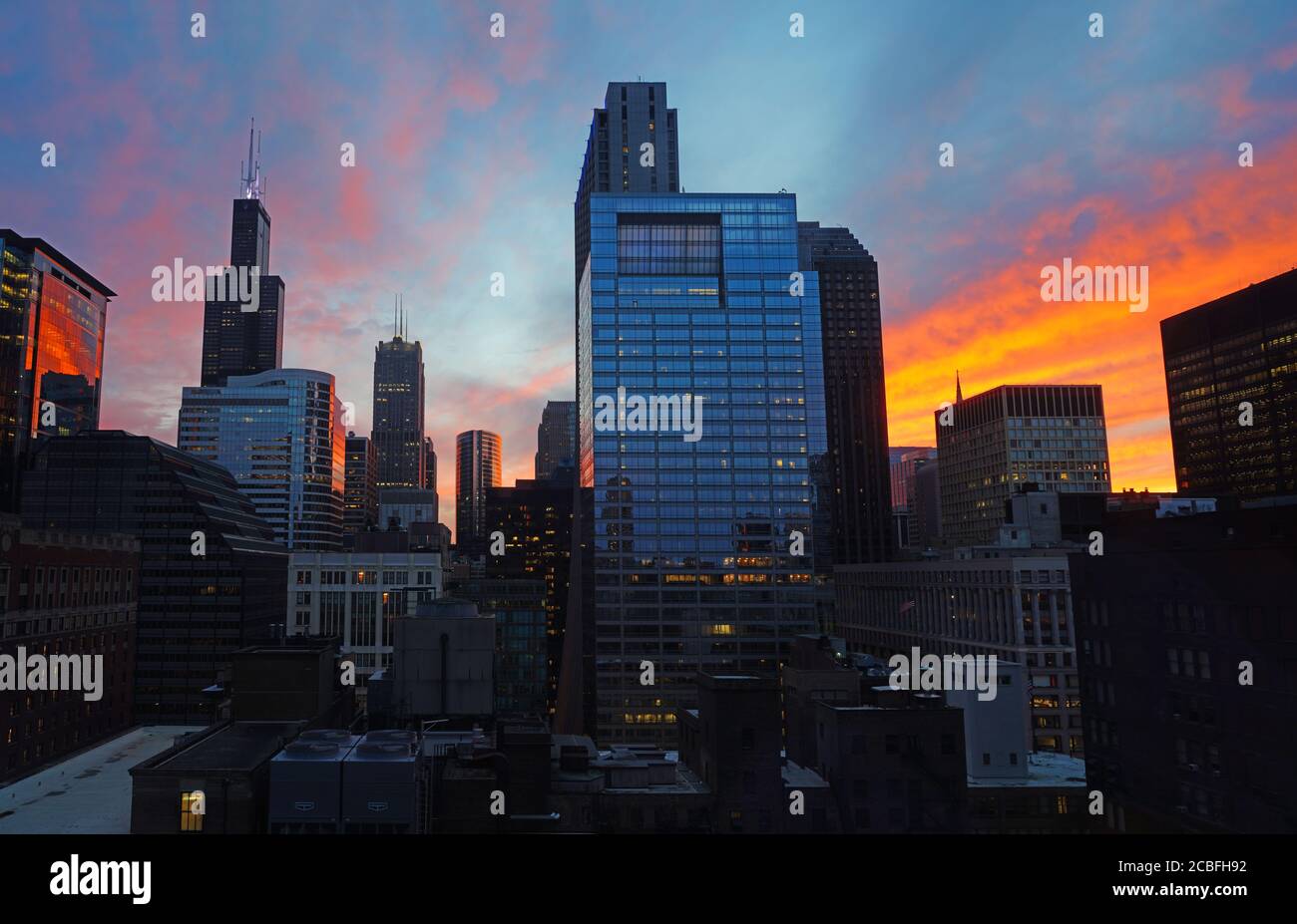 CHICAGO, IL -31 JUL 2020- Sunset view of the modern Chicago skyline ...