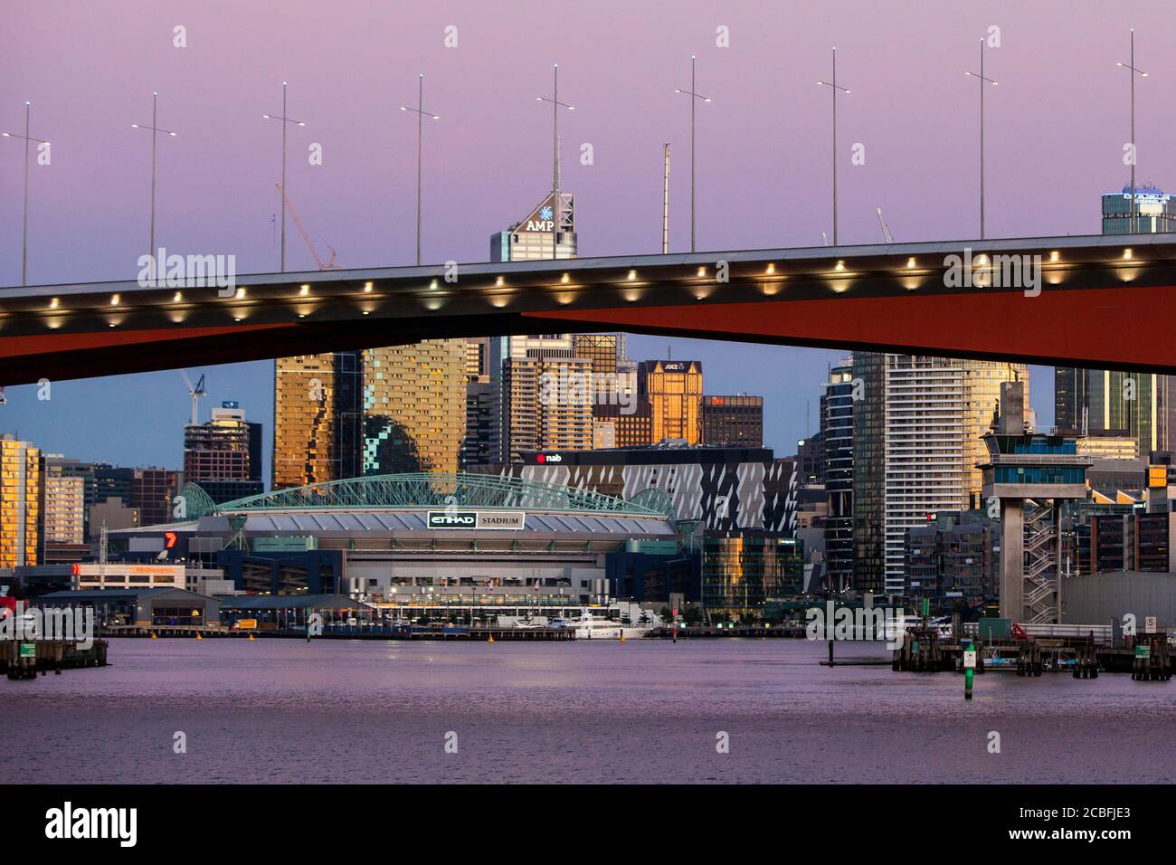 Etihad stadium night hi-res stock photography and images - Alamy