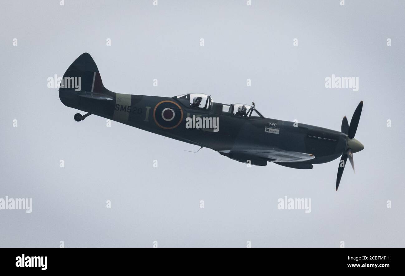 Spitfire propeller nose cone hi-res stock photography and images - Alamy